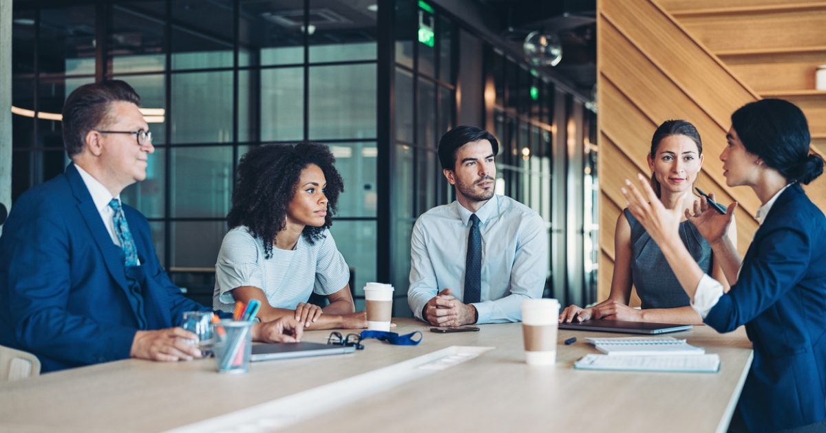 Relocating Multiple Employees: Key Challenges & Tips